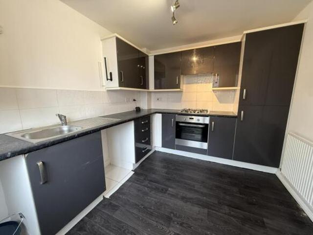 3 bedroom end of terrace house for rent in Anglian Way, Coventry, CV3