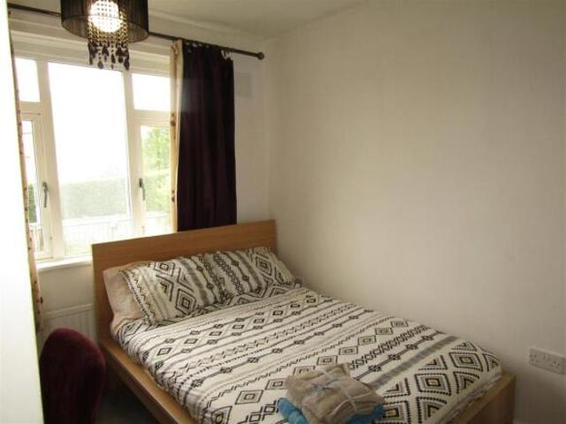 3 bedroom end of terrace house for rent in Alice Templer Close, Exeter, EX2