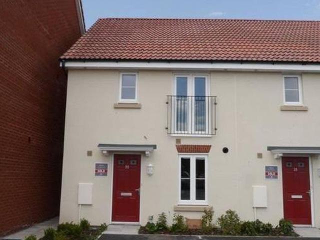 3 bedroom end of terrace house for rent in Appledore Drive Bridgwater TA6