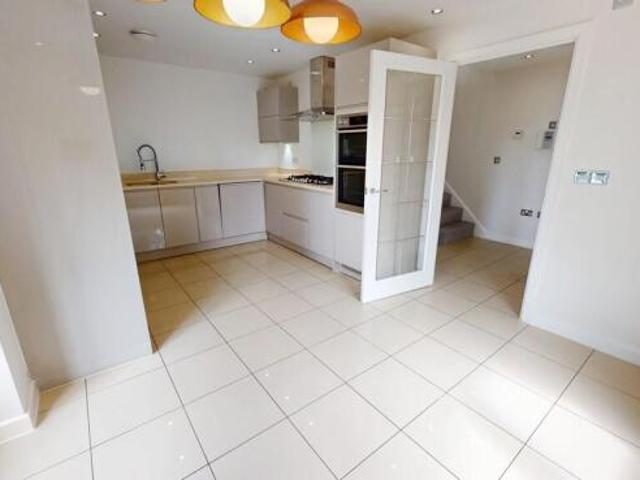 3 bedroom end of terrace house for rent in Arle Road, Cheltenham, GL51