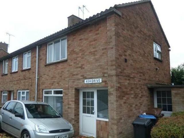 3 bedroom end of terrace house for rent in Ash Drive Hatfield AL10