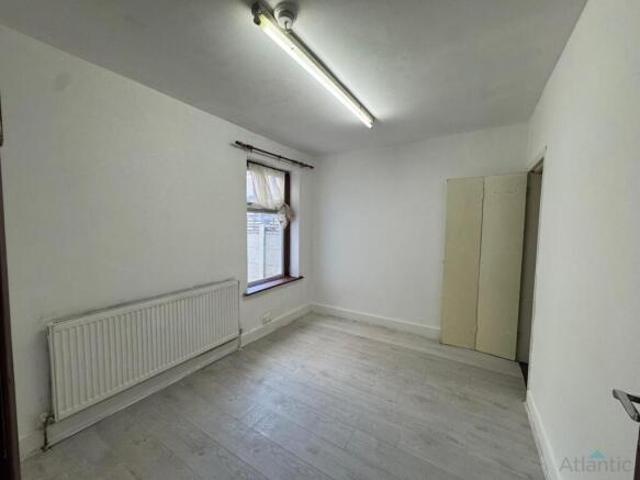3 bedroom end of terrace house for rent in Boleyn Road, Forestgate, E7