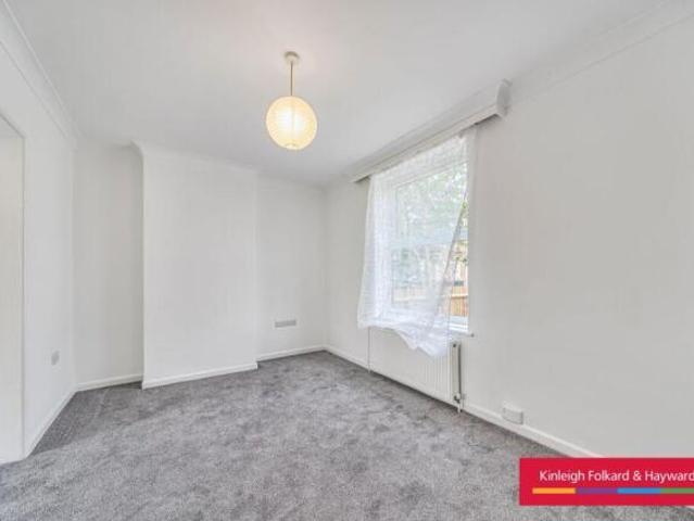 3 bedroom end of terrace house for rent in Battersby Road, London, SE6
