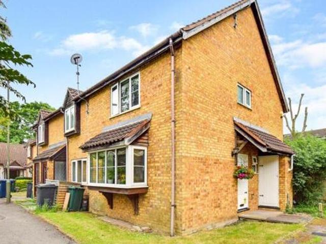 3 Bedroom End Of Terrace House For Rent In Barnet, Hertfordshire