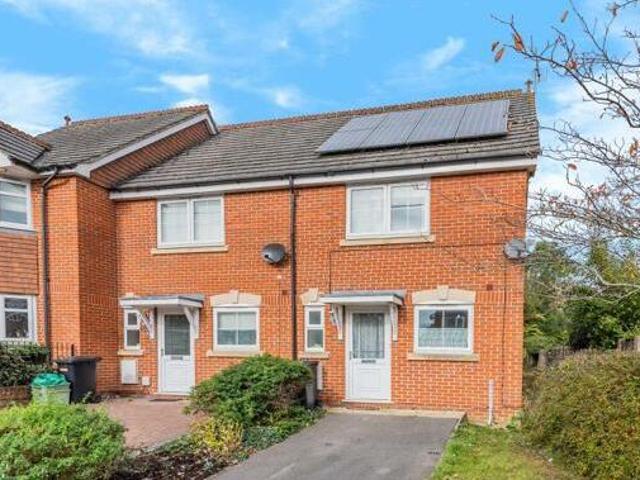 3 Bedroom End Of Terrace House For Rent In Berkshire