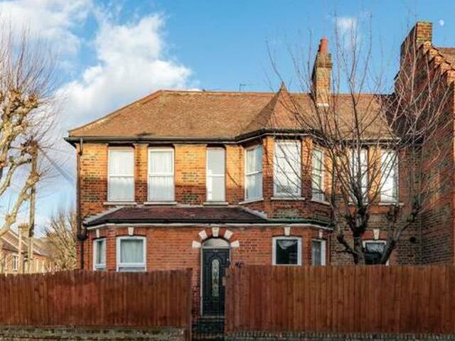 3 bedroom end of terrace house for rent in Blackhorse Road Walthamstow London E17
