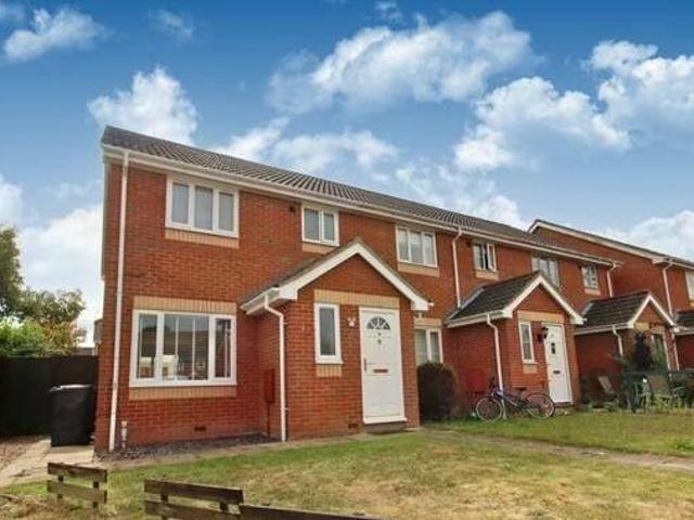 3 bedroom end of terrace house for rent in Bridge Close Briston NR24