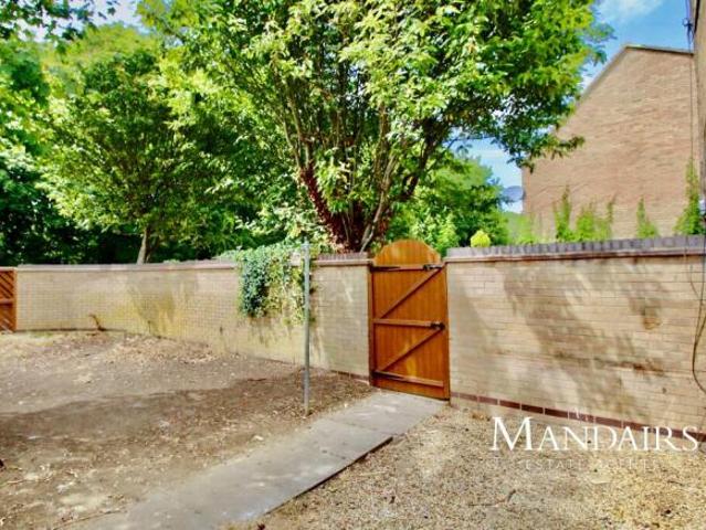 3 bedroom end of terrace house for rent in Bringhurst, Orton Goldhay, Peterborough, PE2