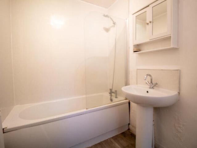 3 bedroom end of terrace house for rent in Brook Street, Nottingham, NG1