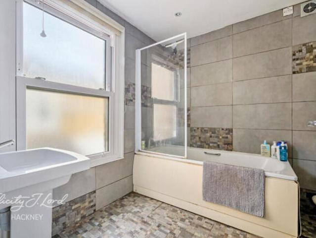 3 bedroom end of terrace house for rent in Bushberry Road, London, E9