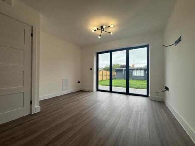 3 bedroom end of terrace house for rent in Gorse Hill, SN2