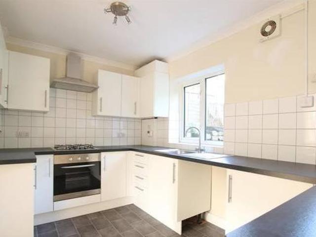 3 bedroom end of terrace house for rent in Gibbon Road Newhaven BN9