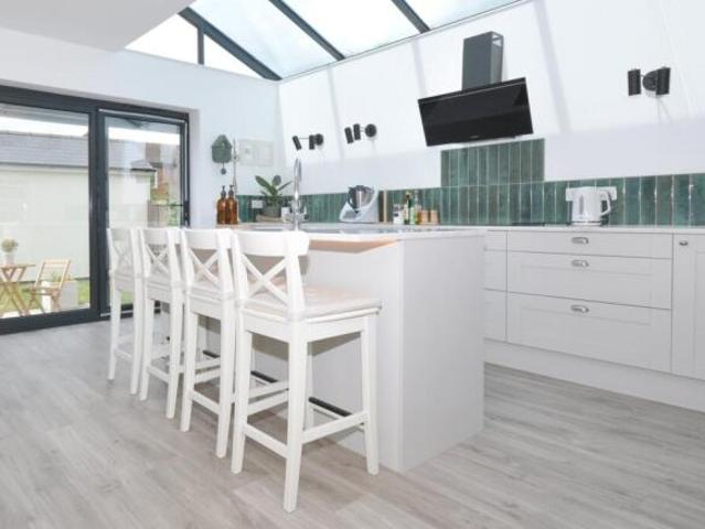 3 bedroom end of terrace house for rent in Granley Road, Cheltenham, GL51