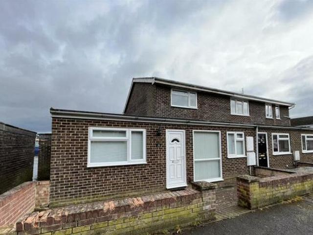 3 Bedroom End Of Terrace House For Rent In Grove