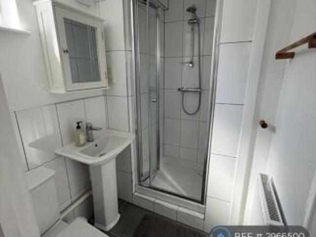 3 bedroom end of terrace house for rent in Guildford Road, St Albans, AL1