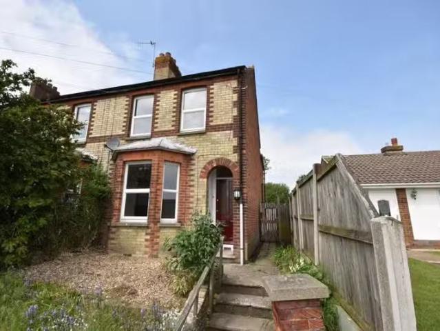 3 bedroom end of terrace house for rent in Dover Road, Sandwic.