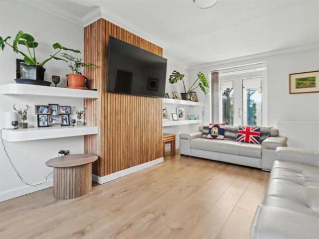 3 bedroom end of terrace house for rent in Davidson Road, Norwich, NR7