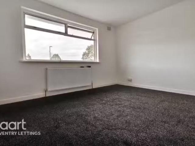 3 bedroom end of terrace house for rent in Deedmore Road, Cove.