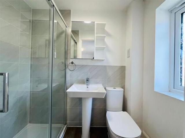 3 bedroom end of terrace house for rent in Divot Way, Basingstoke, Hampshire, RG24