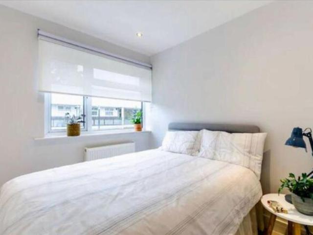 3 bedroom end of terrace house for rent in Dray Gardens, Brixton, SW2