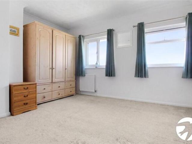 3 bedroom end of terrace house for rent in Freeman Road, Gravesend, Kent, DA12