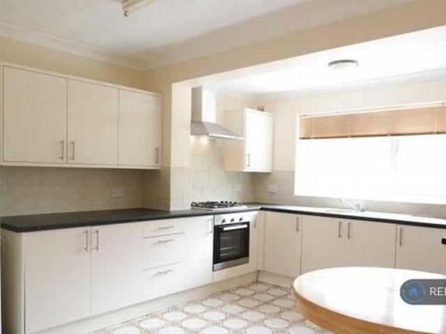 3 Bedroom End Of Terrace House For Rent In Kingston Upon Thames