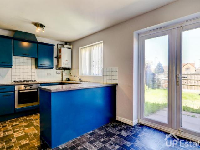 3 bedroom end of terrace house for rent in Kings Park Drive, Binley, Coventry, CV3