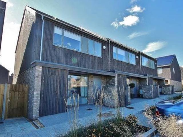 3 bedroom end of terrace house for rent in Kings Worthy Winchester UNFURNISHED SO23