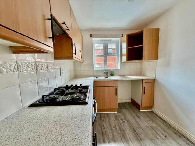 3 bedroom end of terrace house for rent in Kingsford Road, Daimler Green, CV6
