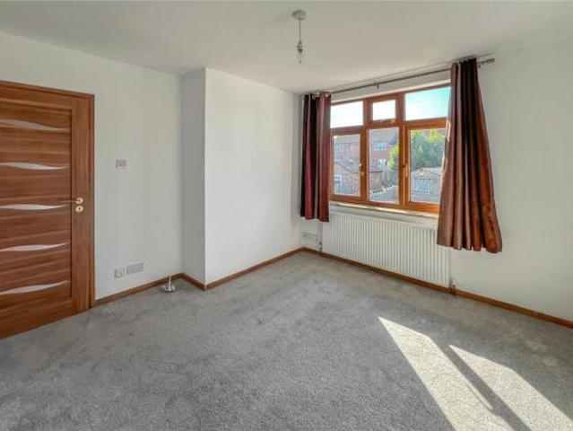 3 bedroom end of terrace house for rent in Holly Hill Road, Kingswood, Bristol, BS15