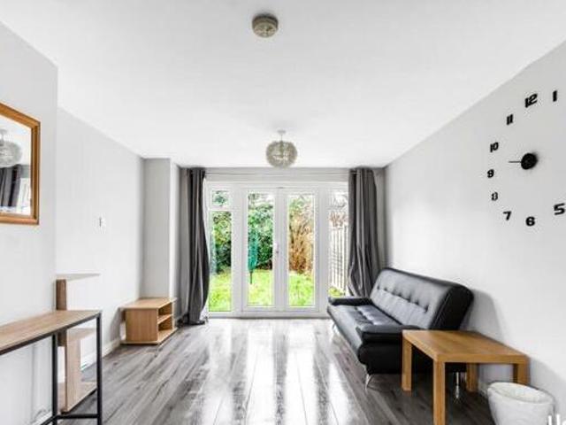 3 Bedroom End Of Terrace House For Rent In Hatfield