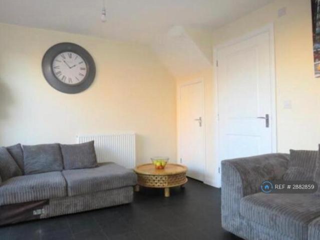 3 bedroom end of terrace house for rent in Hawthorn Way, Bristol, BS16