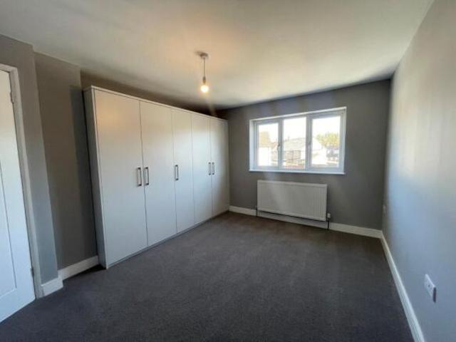 3 bedroom end of terrace house for rent in Hallfield Crescent, Wetherby, West Yorkshire, LS22