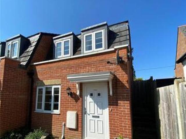 3 Bedroom End Of Terrace House For Rent In Halstead