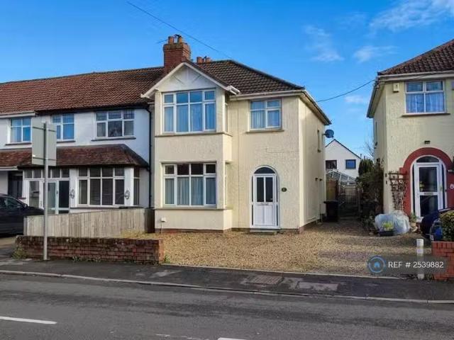 3 bedroom end of terrace house for rent in Ham Green, Bristol.