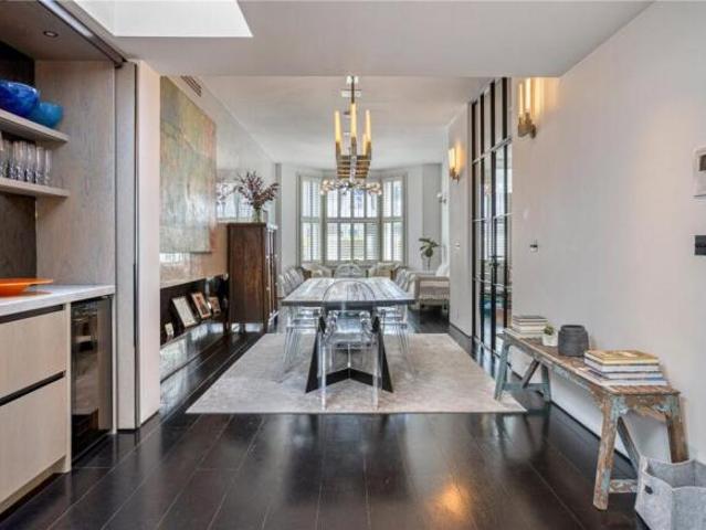 3 bedroom end of terrace house for rent in Harvist Road, London, NW6