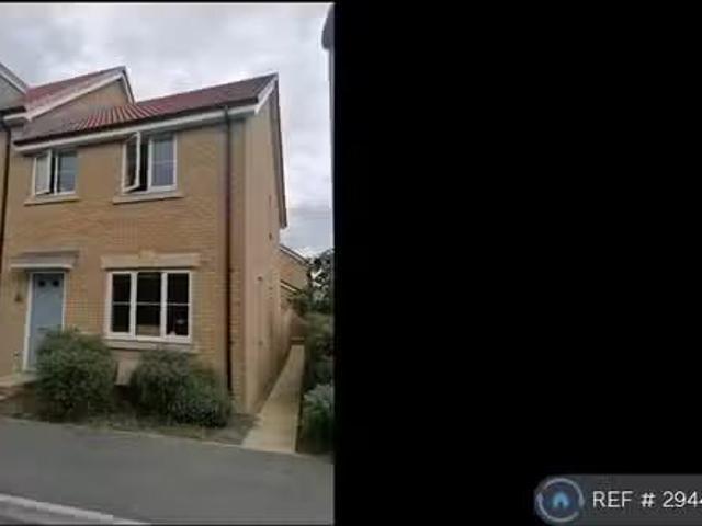 3 bedroom end of terrace house for rent in Hastings Road, Hilp.