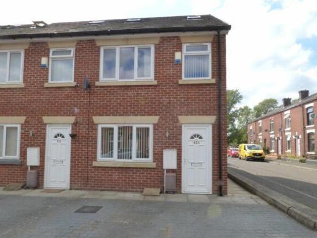 3 Bedroom End Of Terrace House For Rent In Heywood, Greater Manchester