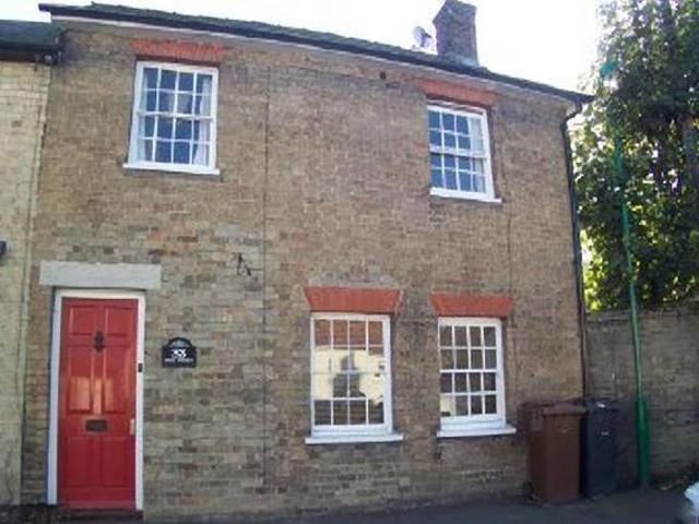 3 bedroom end of terrace house for rent in High Street Ashwell Hertfordshire SG7 5NP SG7