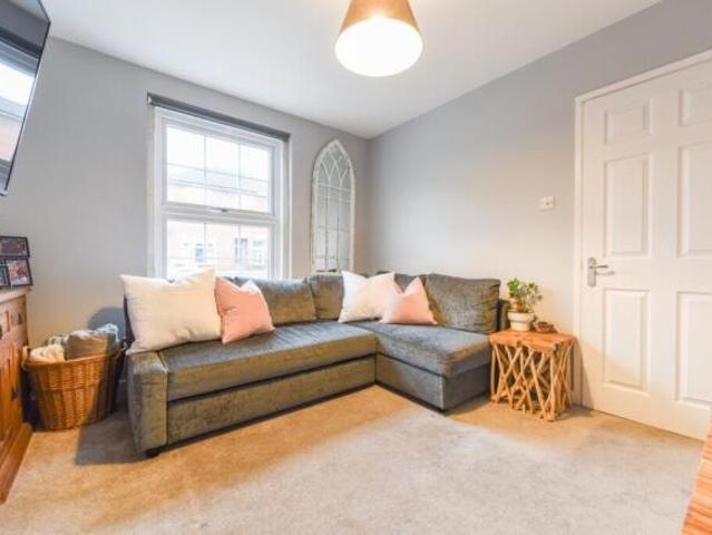 3 bedroom end of terrace house for rent in Johns Road, Woolston, Southampton, SO19