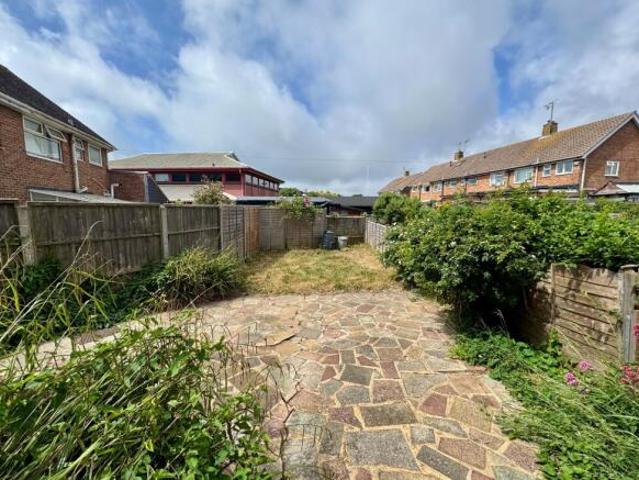 3 bedroom end of terrace house for rent in Oakleigh Road, Worthing, BN11