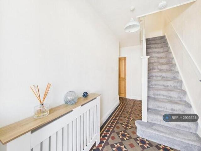 3 bedroom end of terrace house for rent in Oldfield Road, Coventry, CV5
