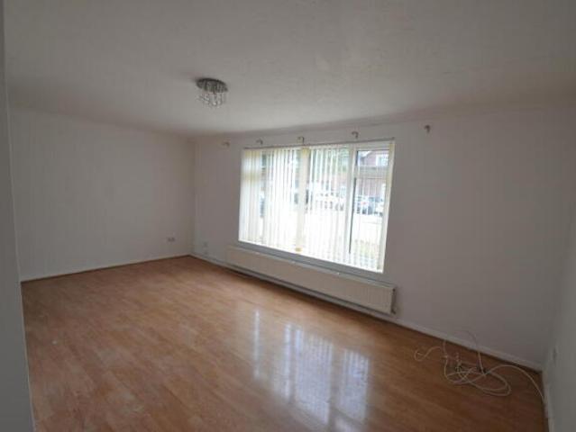 3 bedroom end of terrace house for rent in Orion Road, Rochester, Medway, ME1