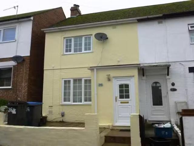 3 bedroom end of terrace house for rent in Lowther Road, CT17