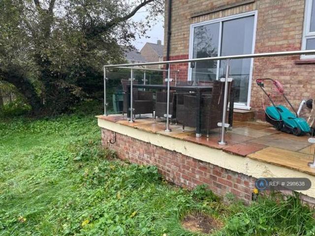 3 bedroom end of terrace house for rent in Locksley Road, Norwich, NR4