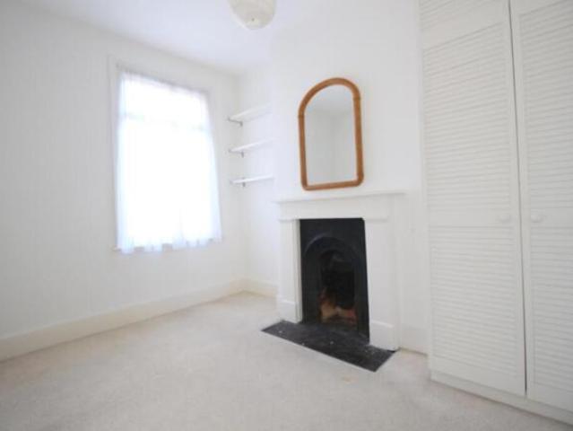 3 bedroom end of terrace house for rent in Lorne Road, London, E7