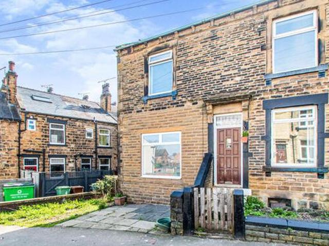 3 Bedroom End Of Terrace House For Rent In Leeds, West Yorkshire