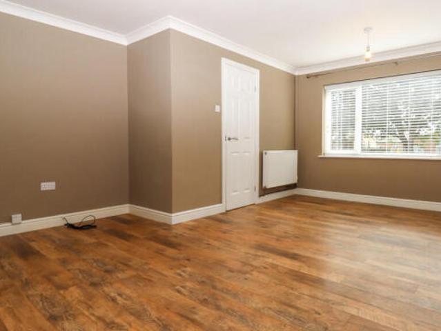 3 bedroom end of terrace house for rent in Liden, Swindon, SN3