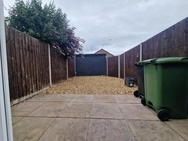 3 bedroom end of terrace house for rent in Lidiard Gardens, Southsea, Hampshire, PO4