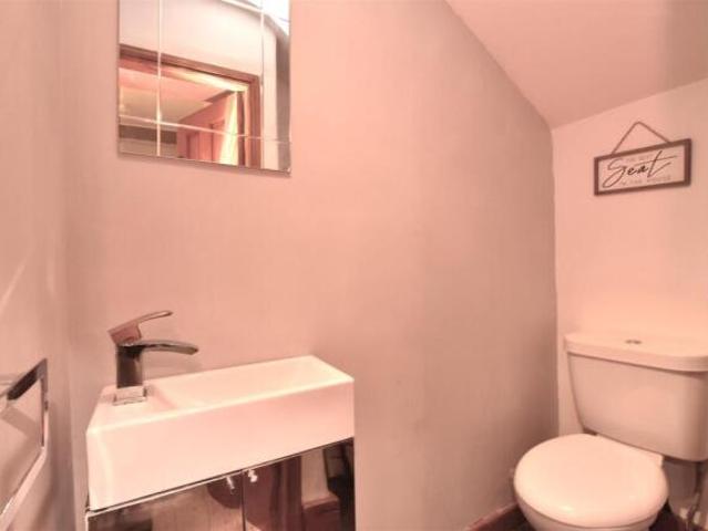 3 bedroom end of terrace house for rent in Lynmouth Road, RG1